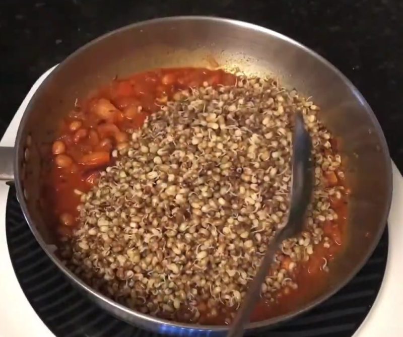 Moth Beans curry/Madike Kalu palya | Akshata's Kitchen - Easy Indian ...