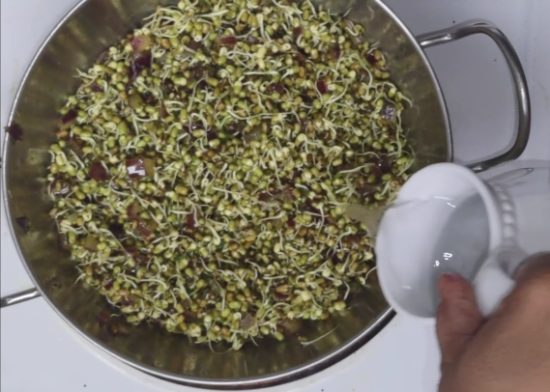 Molake Kalu Palya | Akshata's Kitchen - Easy Indian Recipes