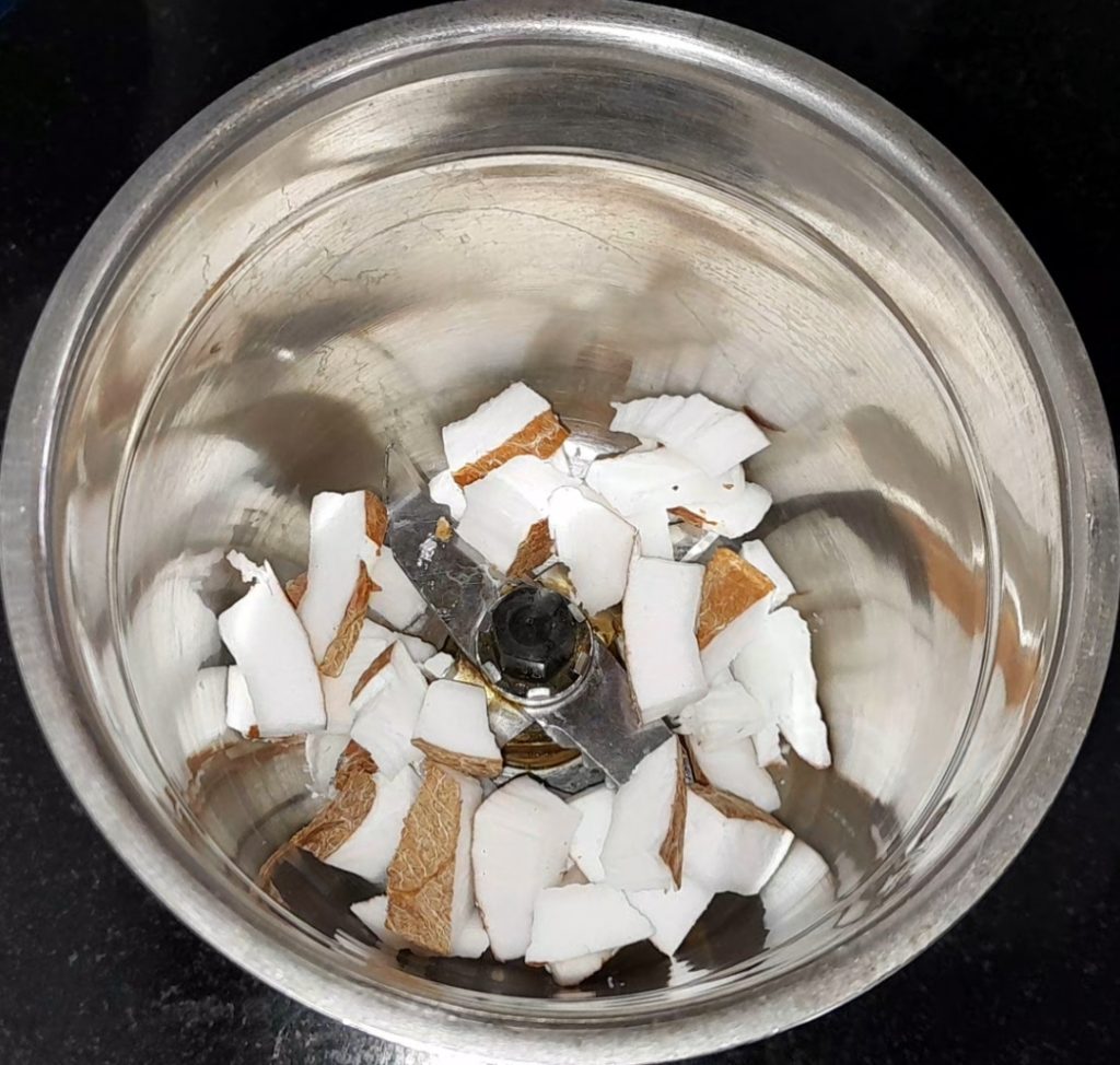 Recipe of Alasandi Kalu Saaru | Akshata's Kitchen - Easy Indian Recipes